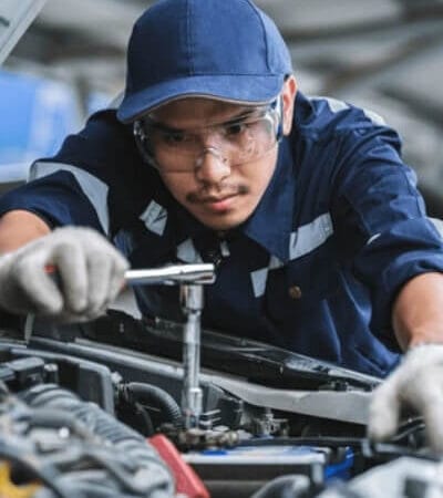 Calificare Mecanic Auto fără curs | Obține diploma rapid!